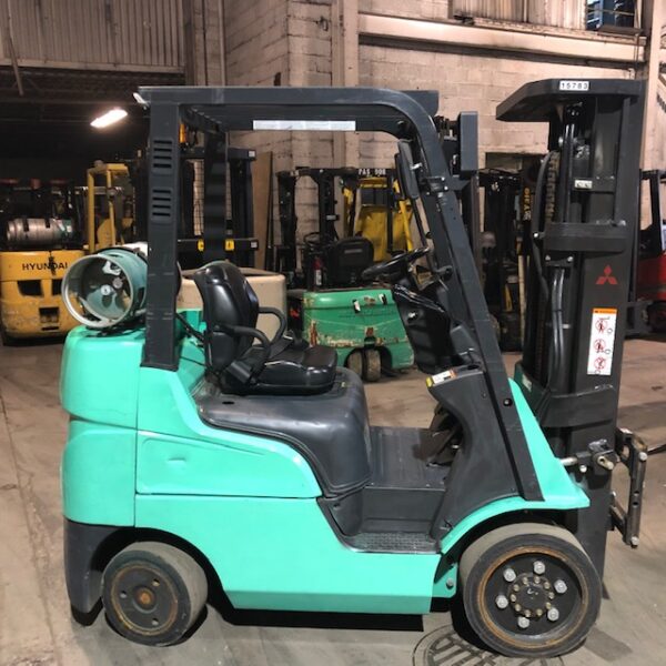 Mitsubishi FGC25N Forklift Specifications - Machine Maxx USA